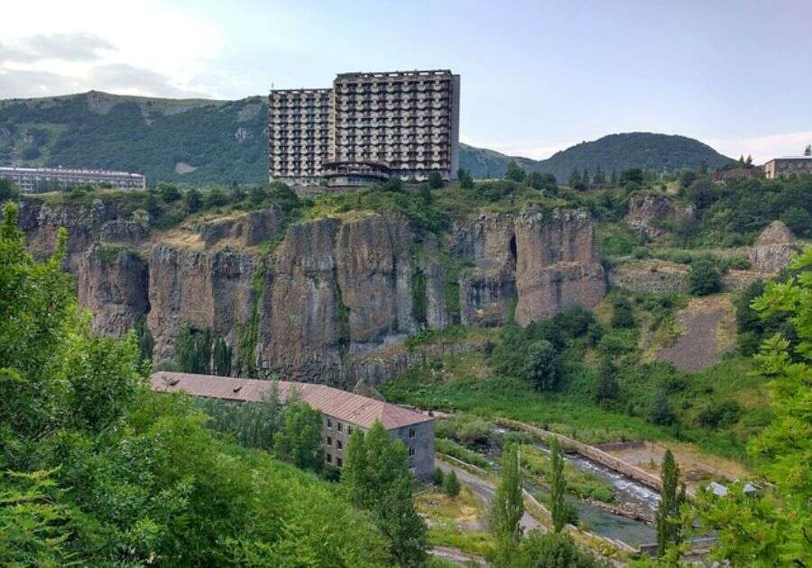Discover Armenia | Acqua Travels
