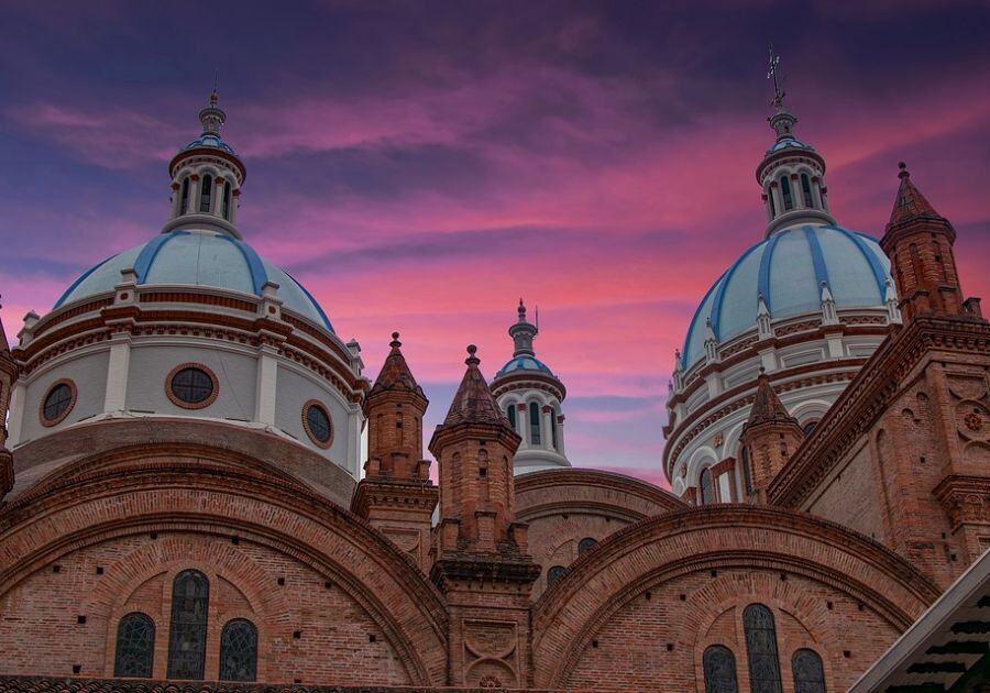 Quito and the Legendary Galapagos Cruise Expedition | Acqua Travels